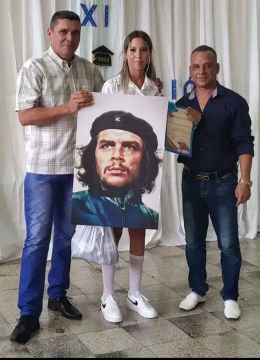 Dedican graduación de maestros en Morón al Día de la Rebeldía Nacional ...